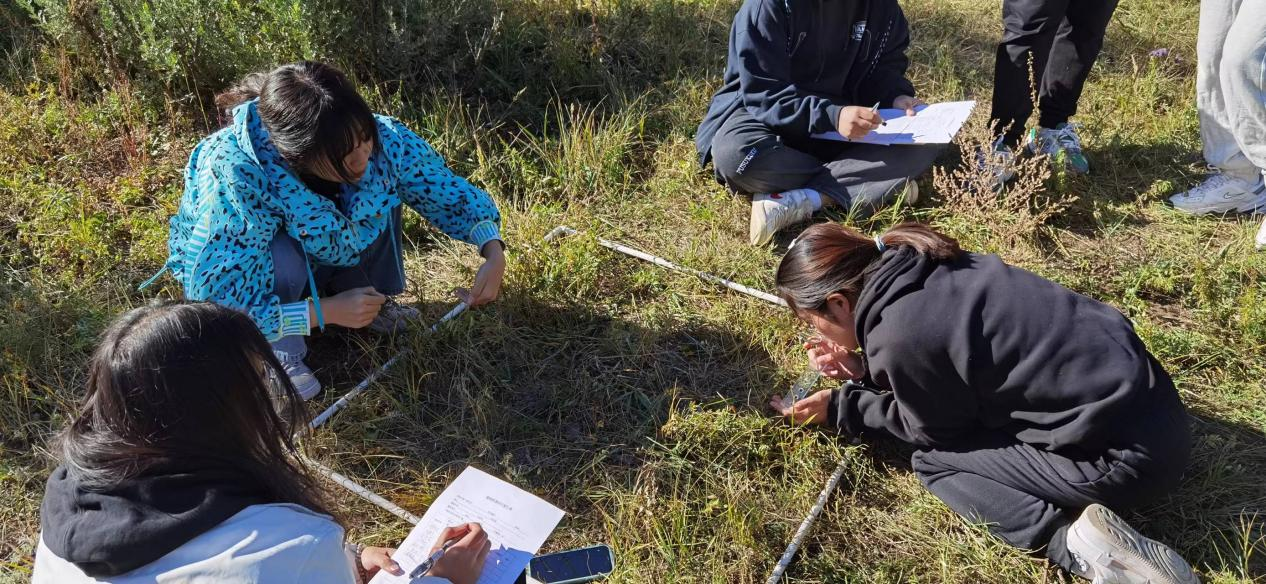 我院野外实习实践活动顺利开展-生命科学与技术学院